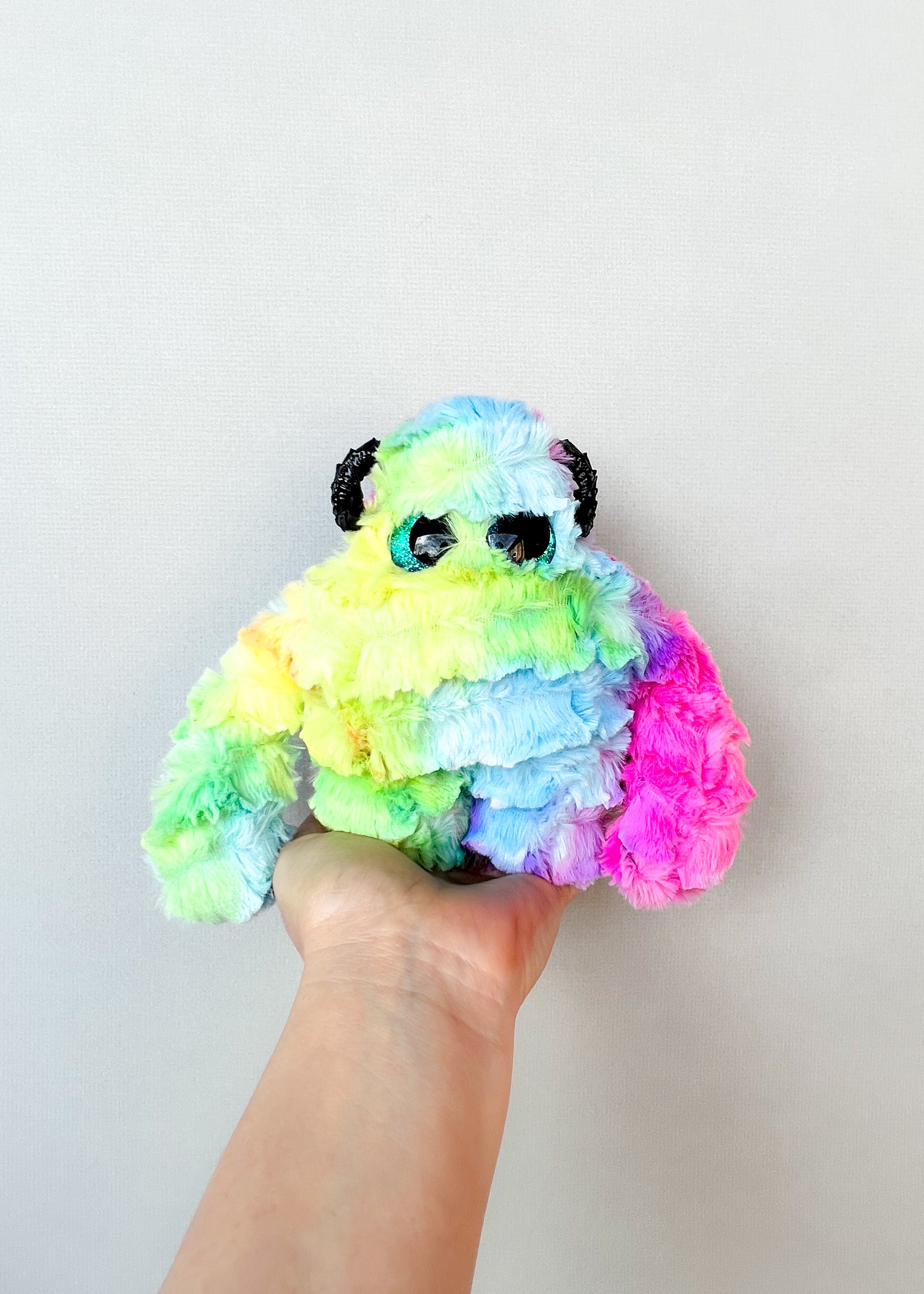 Fruit Loop Creature with Horns – Creature Islands